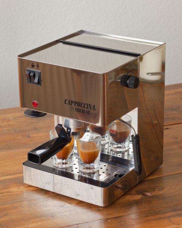 Isomac Cappuccina – KaffeeWiki - die Wissensdatenbank rund um Espresso ...