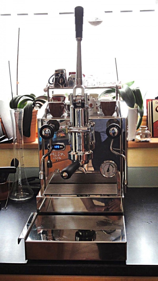 Izzo Alex Leva – KaffeeWiki - die Wissensdatenbank rund um Espresso, Espressomaschinen und Kaffee